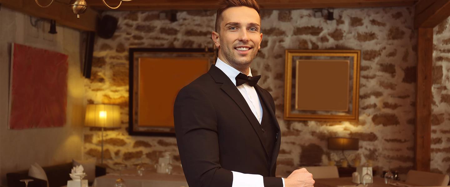 Divise e abbigliamento da cameriere per ristoranti e catering di ...